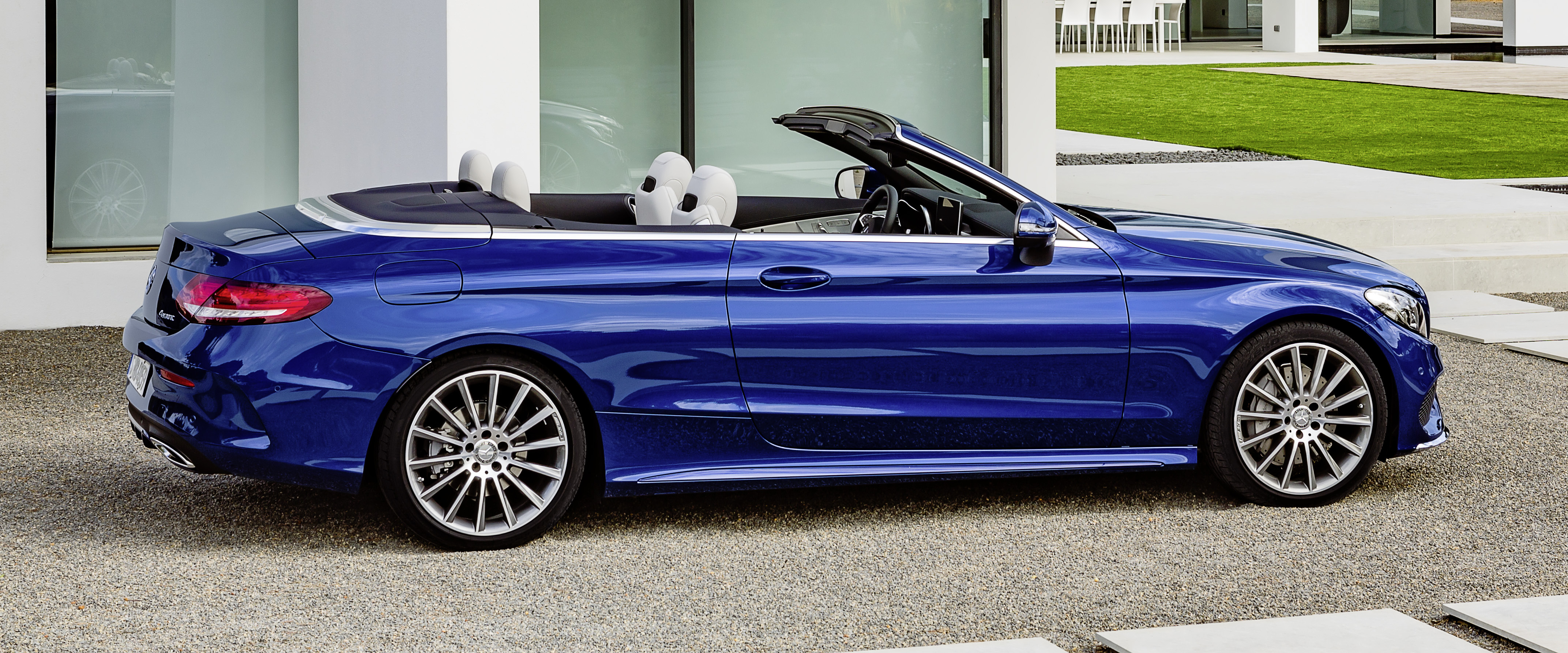 Acquire | Mercedes-Benz unveils its first C-Class Cabriolet