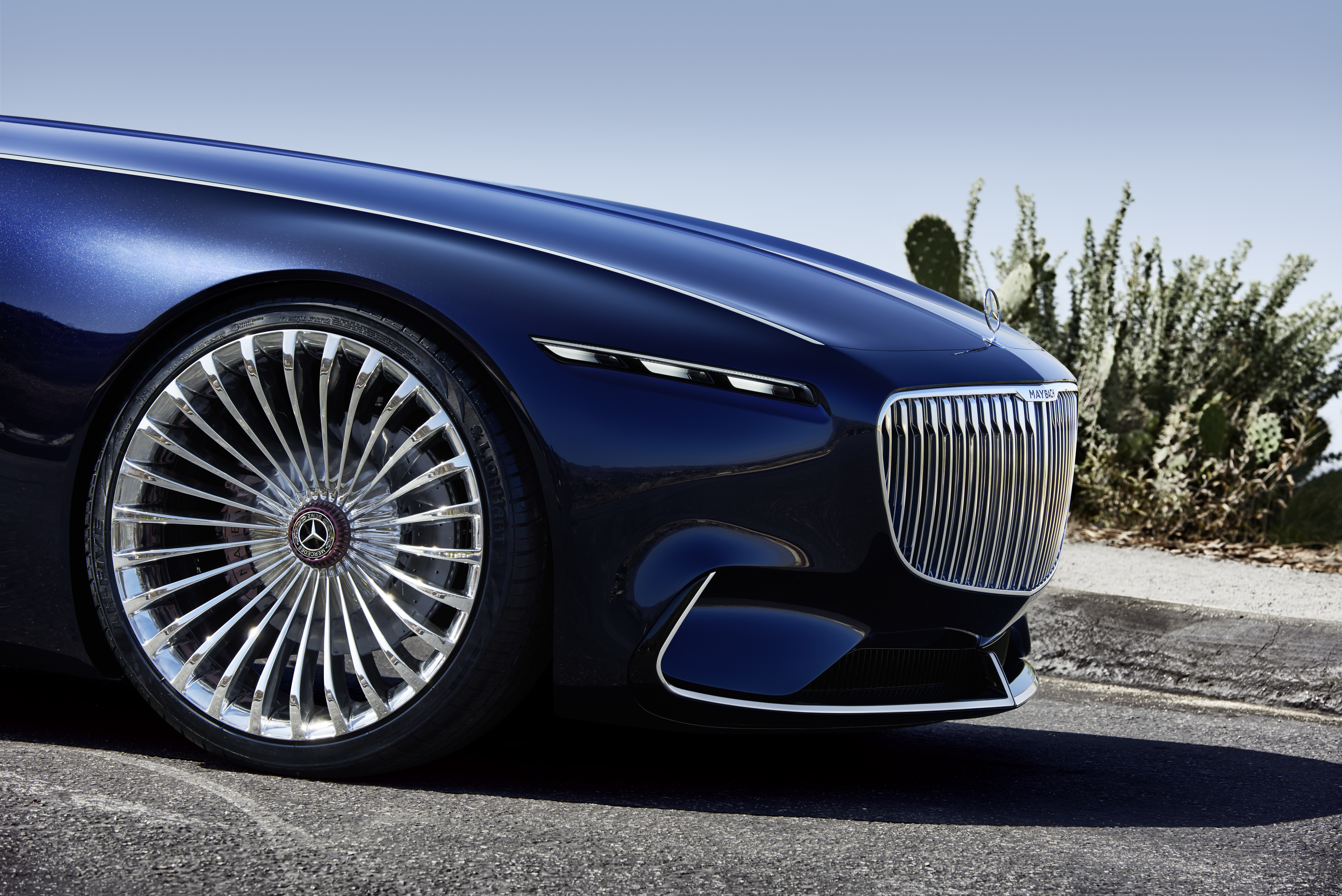 Acquire | Mercedes’ gargantuan Maybach concept gets a cabriolet variant