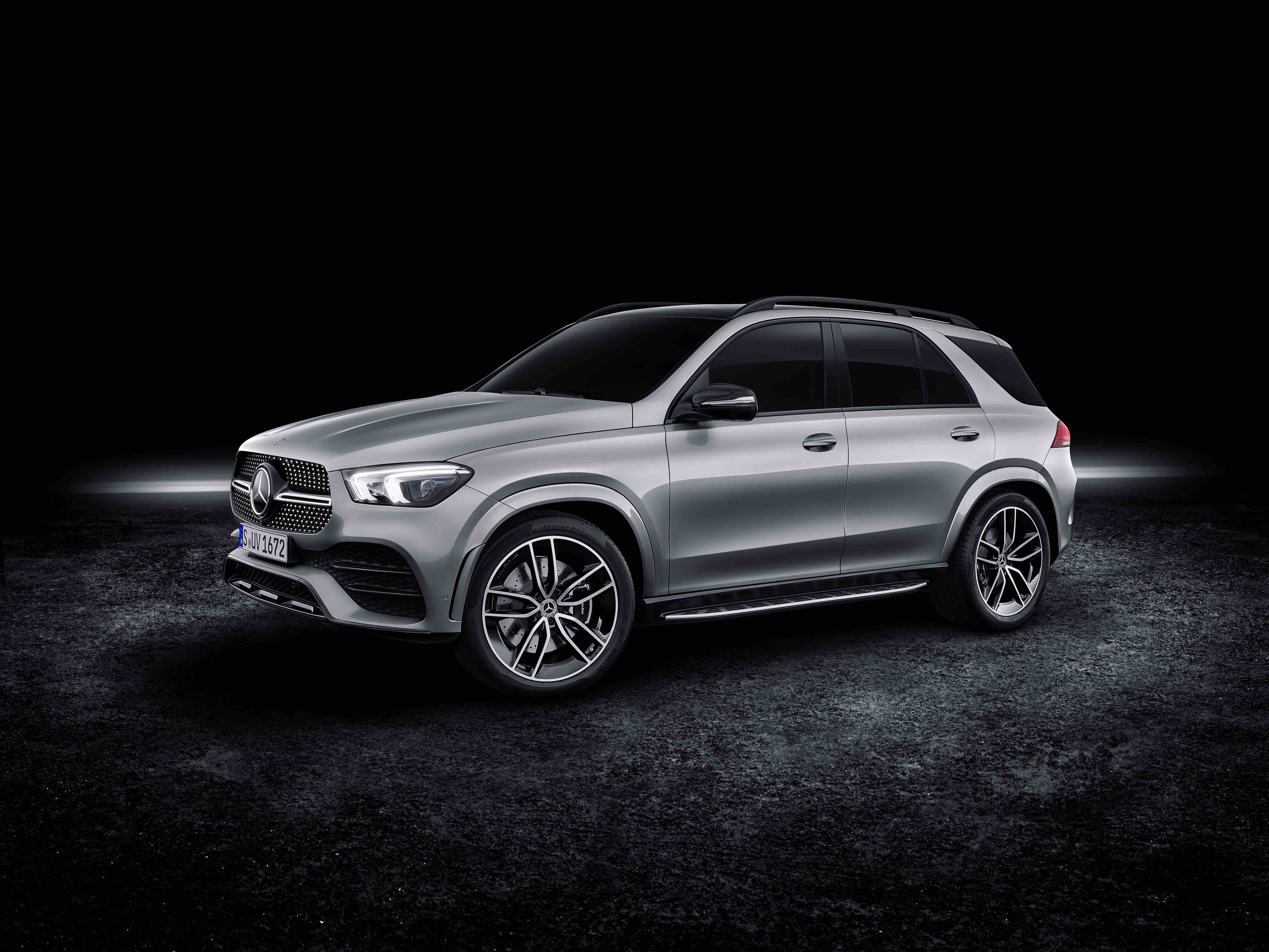 Acquire | Mercedes adds an electrified V8 to the GLE lineup