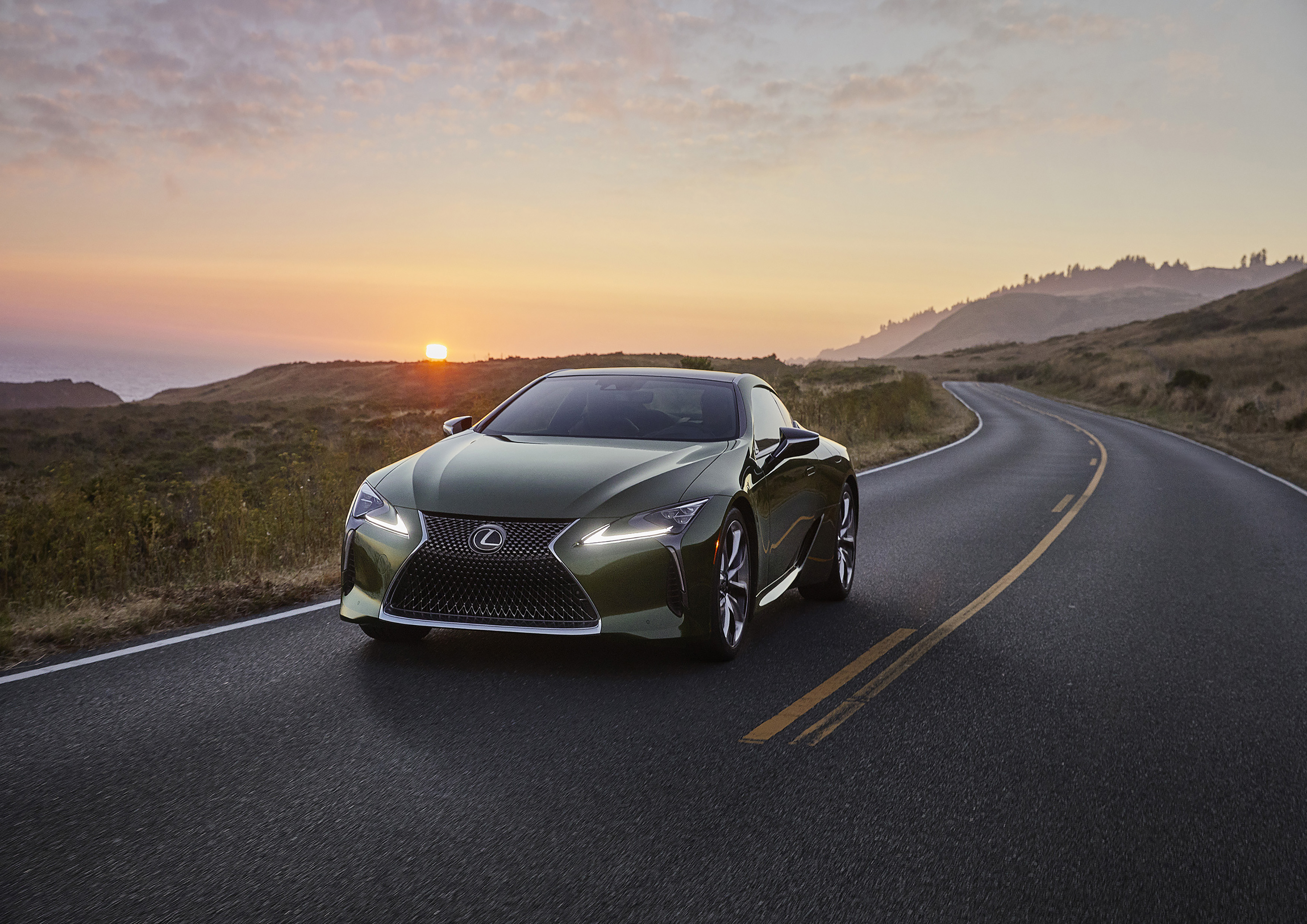 Acquire | Lexus adds a Nori Green Pearl LC 500 to its limited edition ...