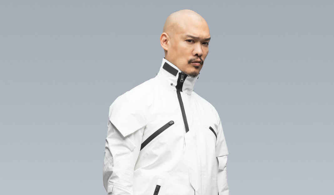 Acquire | Acronym releases its F/W 16/17 line