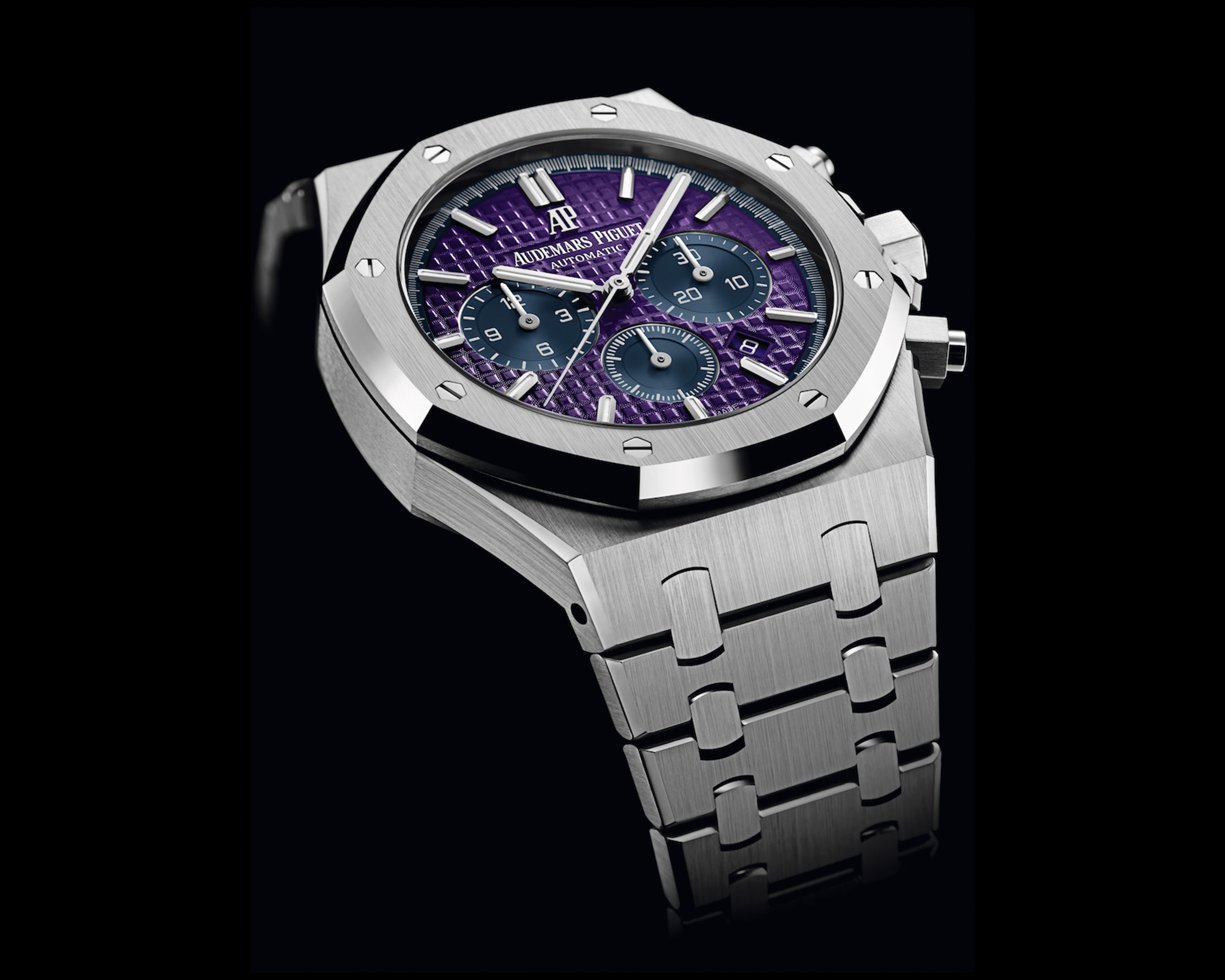 Acquire | Audemars Piguet creates a purple dial Royal Oak for the One ...