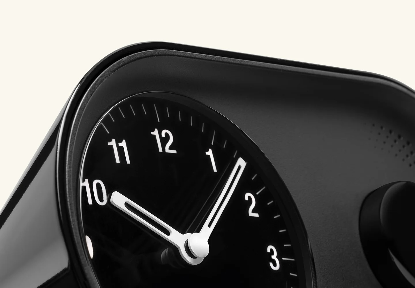 Acquire | Nanu’s minimalist Arc Alarm Clock definitely deserves a spot ...