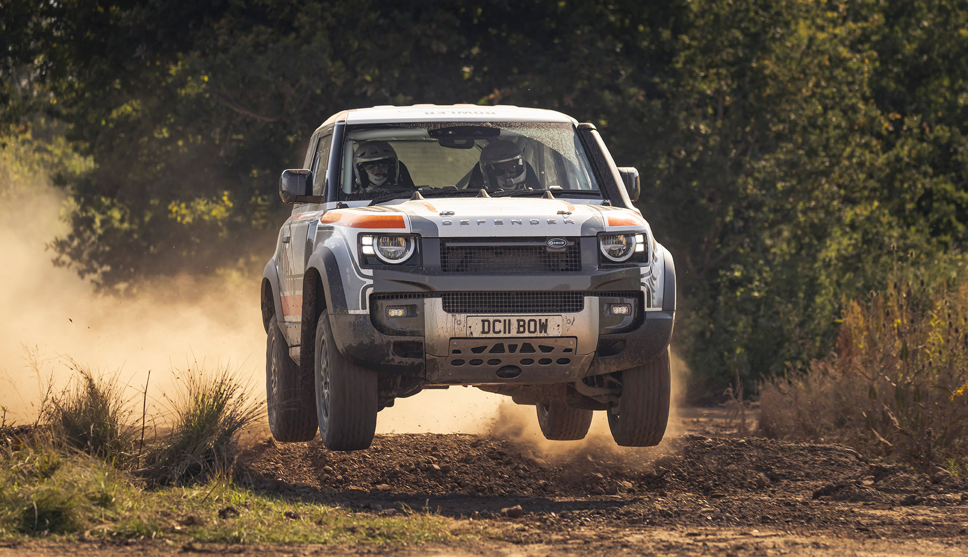 Acquire | Bowler and Defender reveal the 2024 Defender Rally Series vehicle