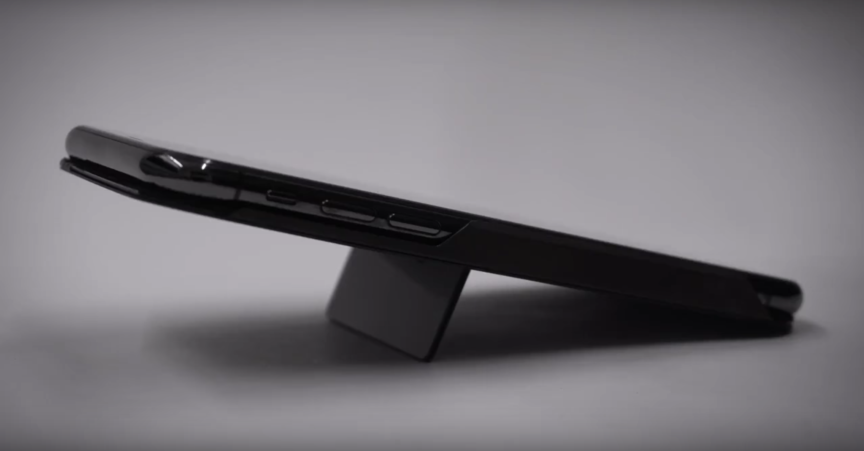 Acquire | Claustrum’s ‘Flap X’ has one of the slickest kickstand ...