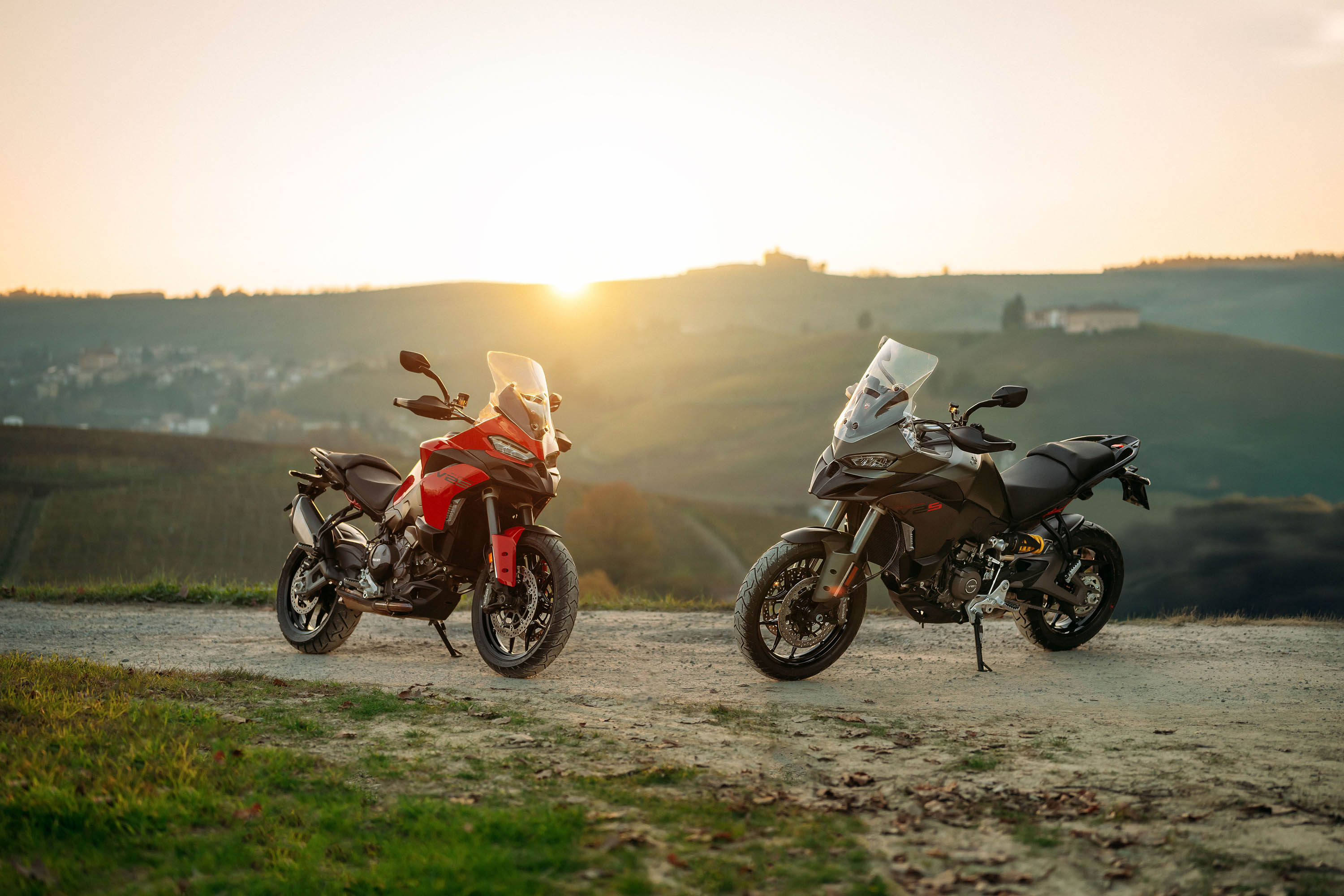 Acquire | Ducati unveils the new Multistrada V2