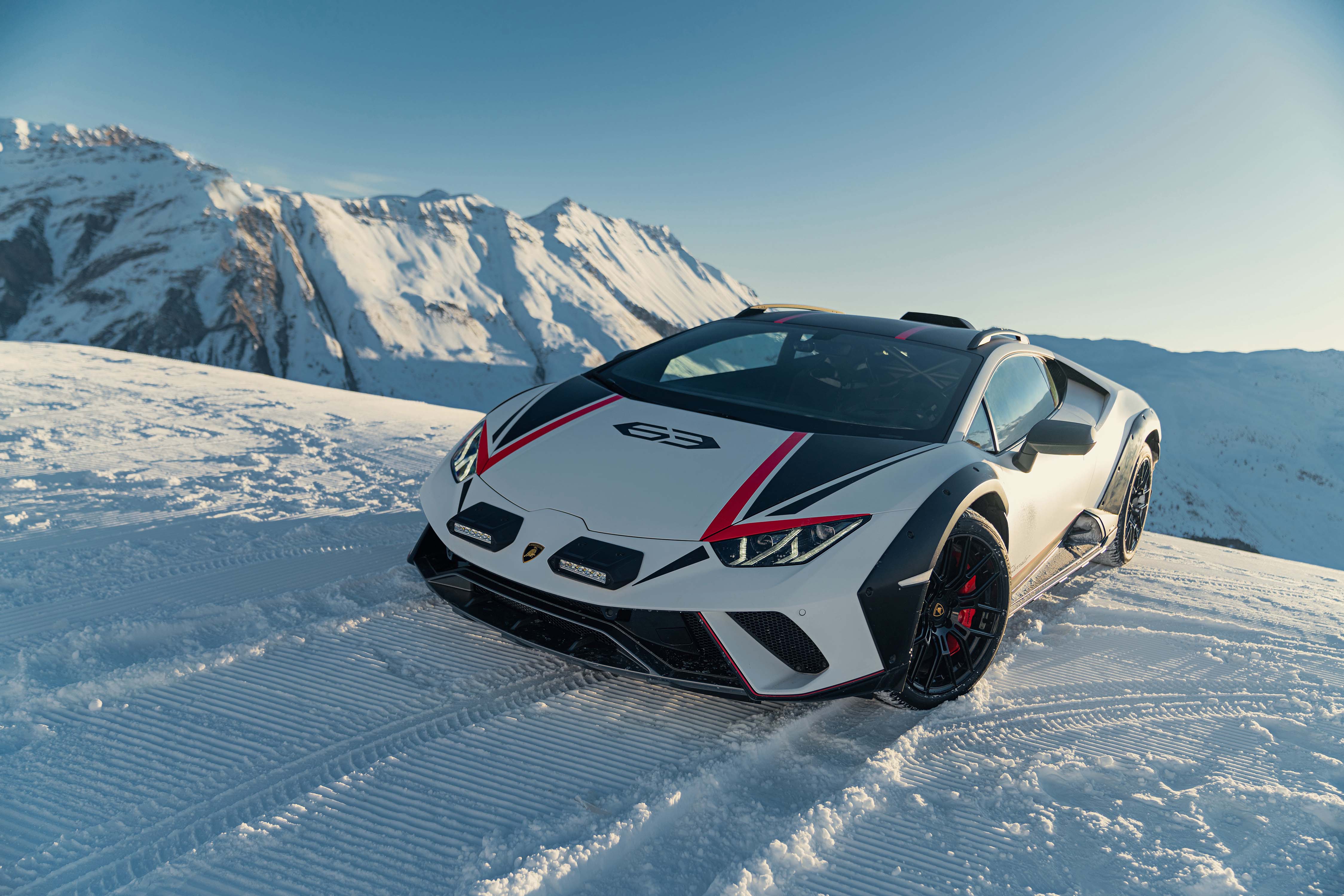 Acquire | Video | Lamborghini hits the Italian Alps in the Huracán Sterrato