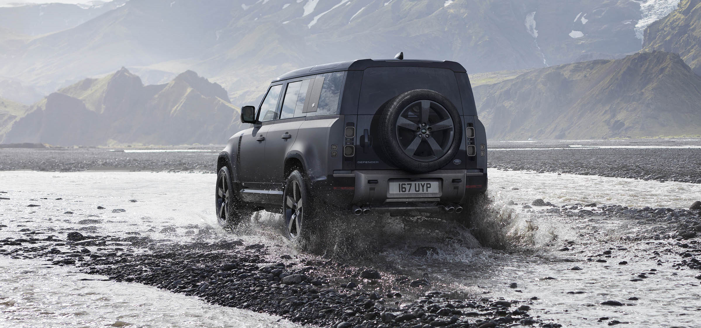 Acquire | The 2026 Defender gets a big refresh with new lights, new ...