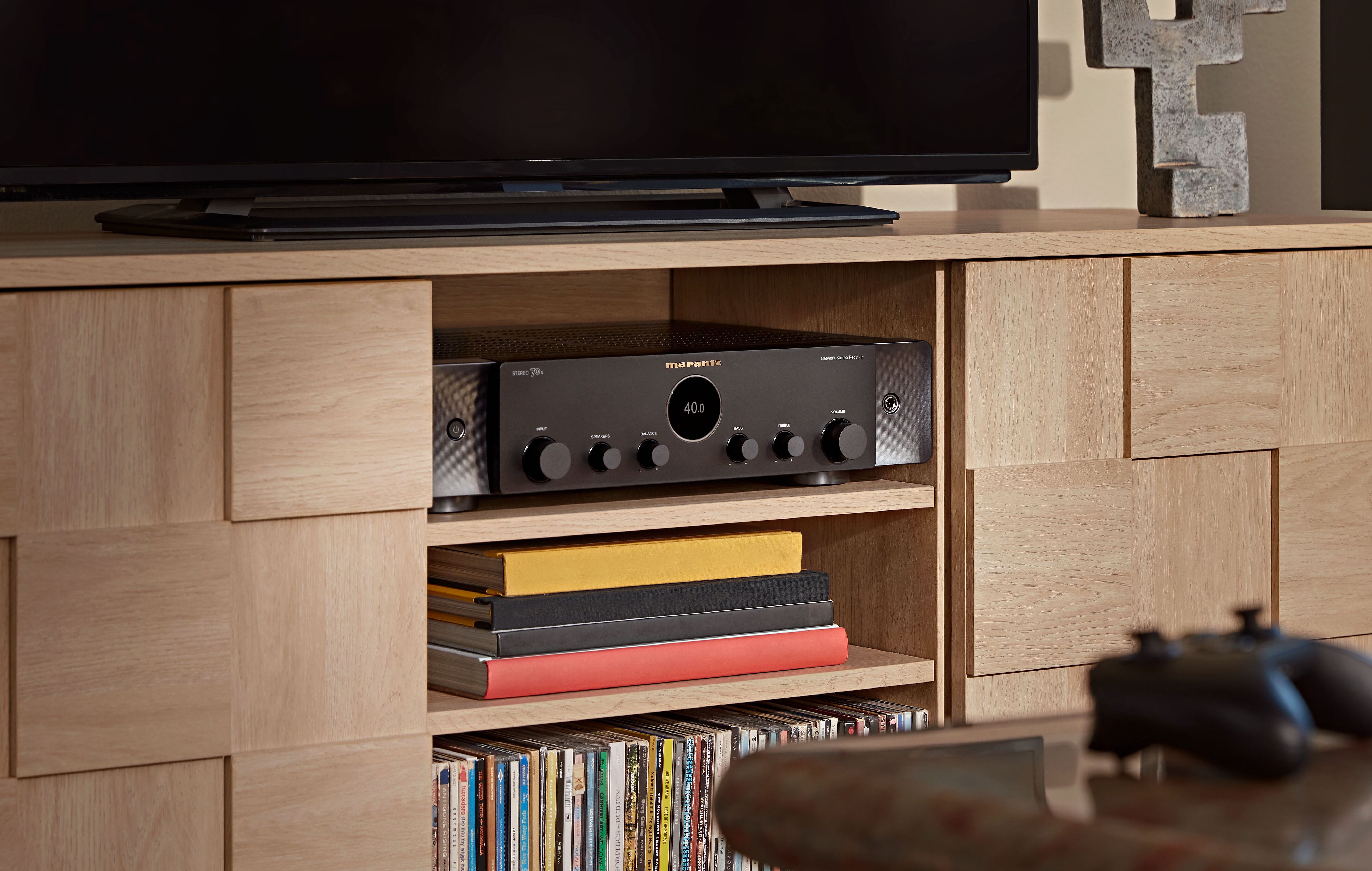 Acquire | Marantz launches a pair of hi-fi components for aficionados ...