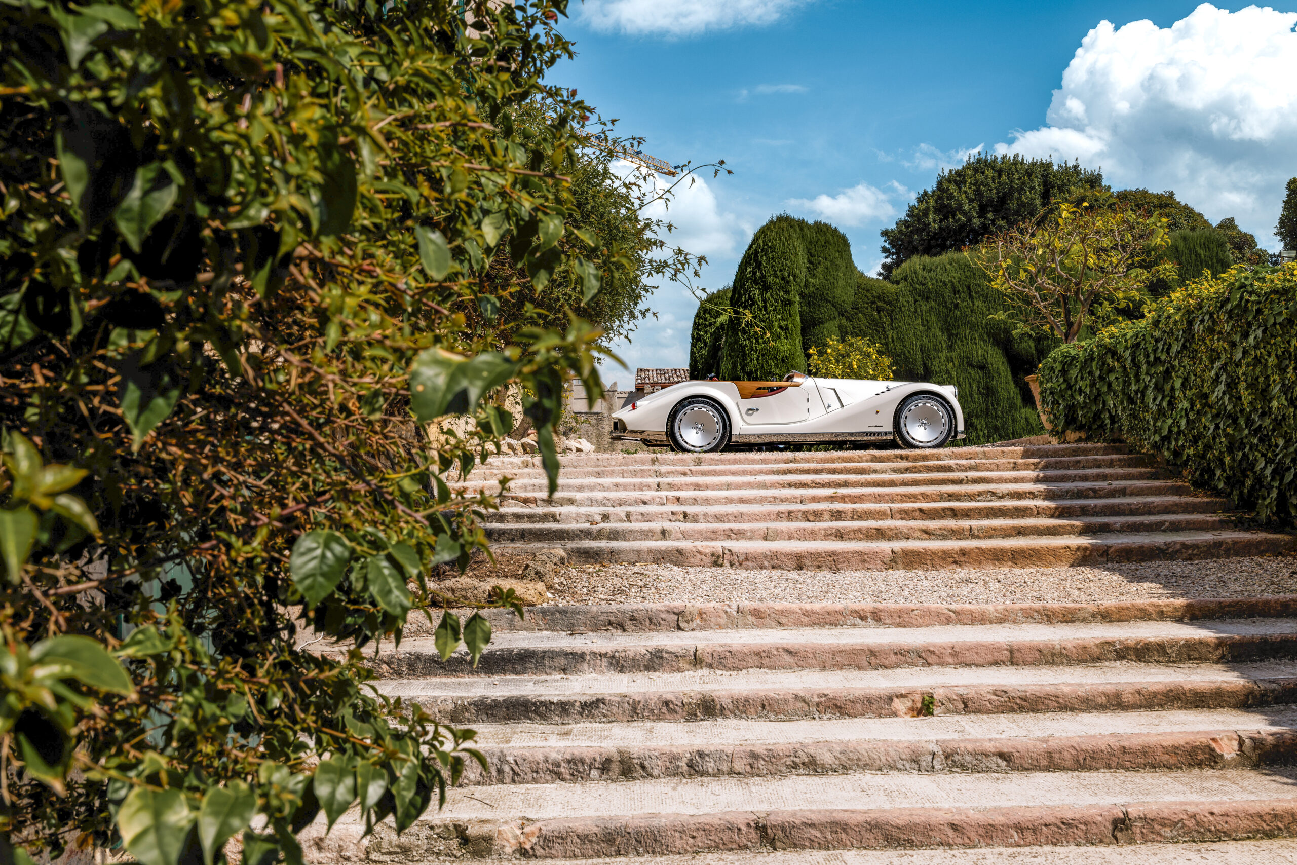 Acquire | Morgan and Pininfarina celebrate their history in ...