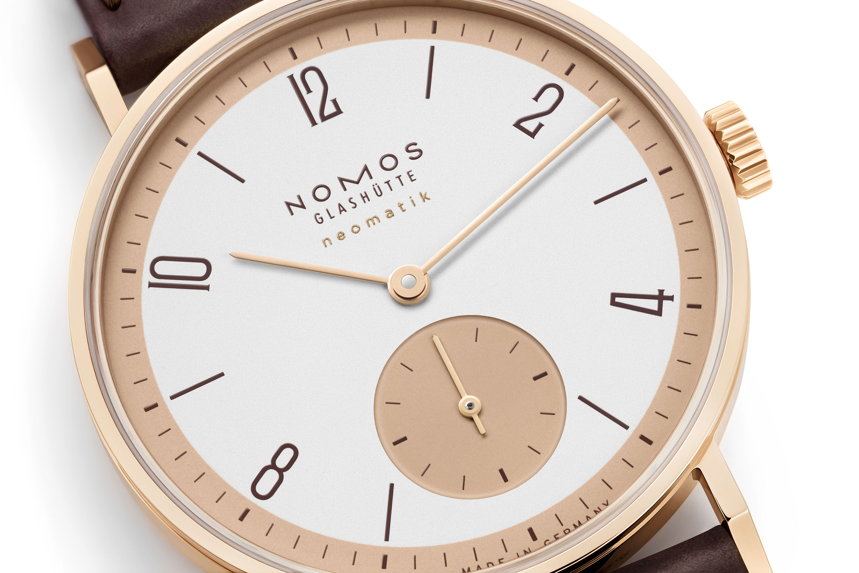 Acquire | Nomos Glashütte releases the Club in an exclusive matte finish