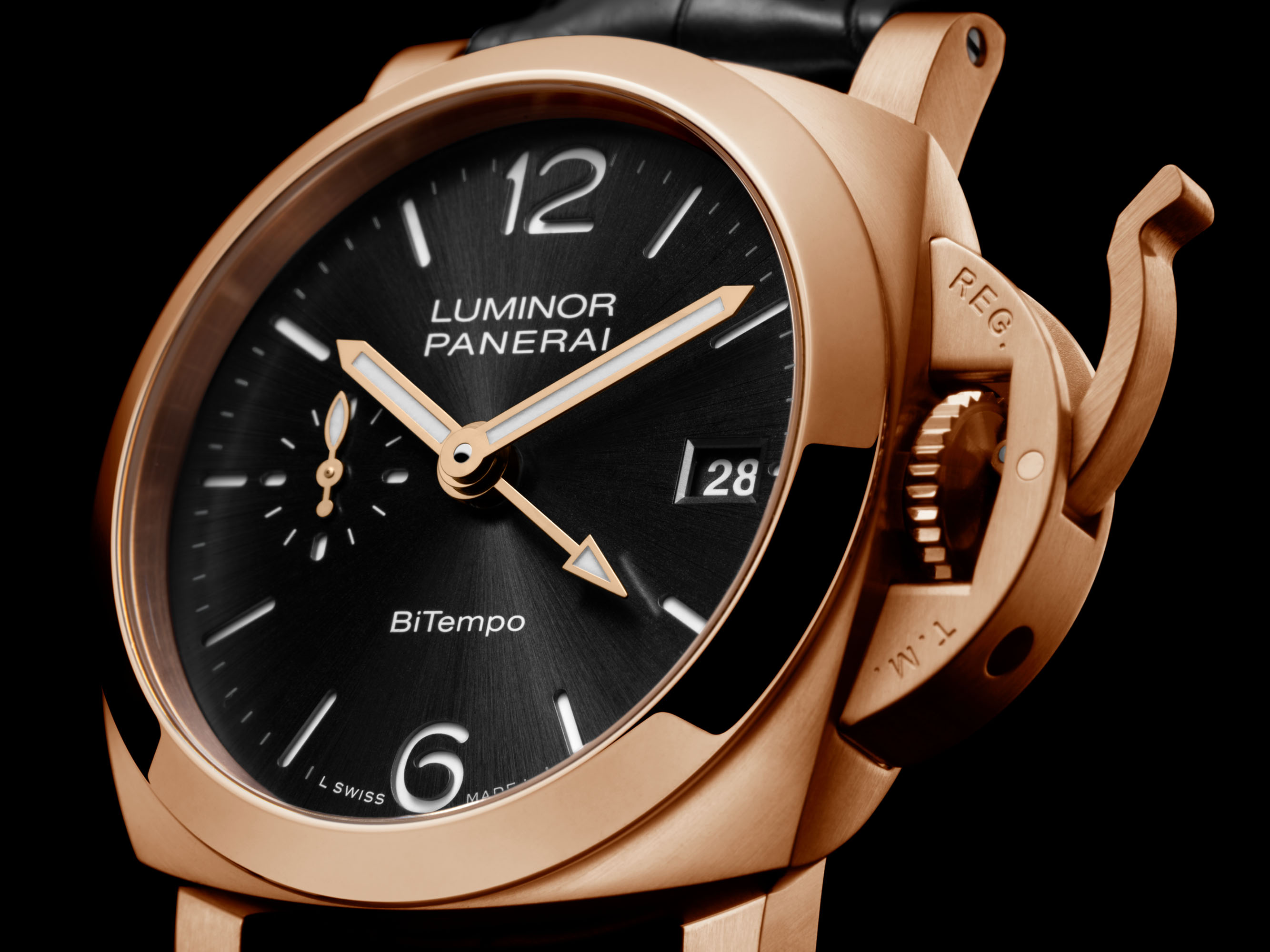 Acquire | Panerai combines Goldtech and a GMT in its latest Luminor ...
