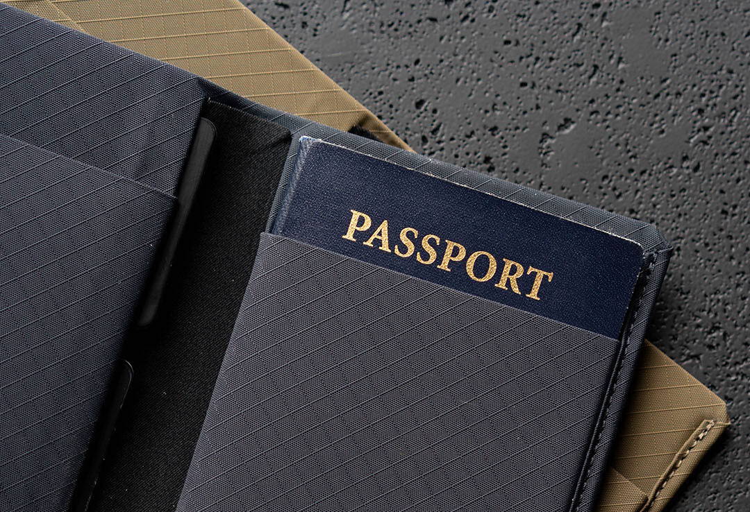 Acquire | Best Made’s Bonded Canvas Passport Case