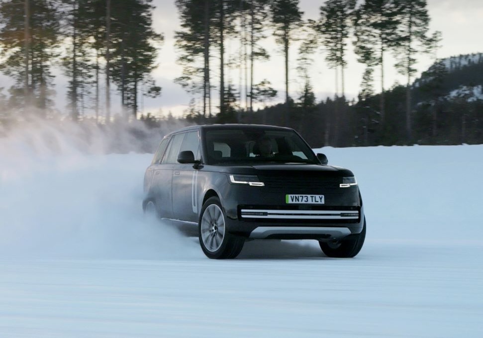Acquire | Range Rover unveils a first look at its all-electric flagship