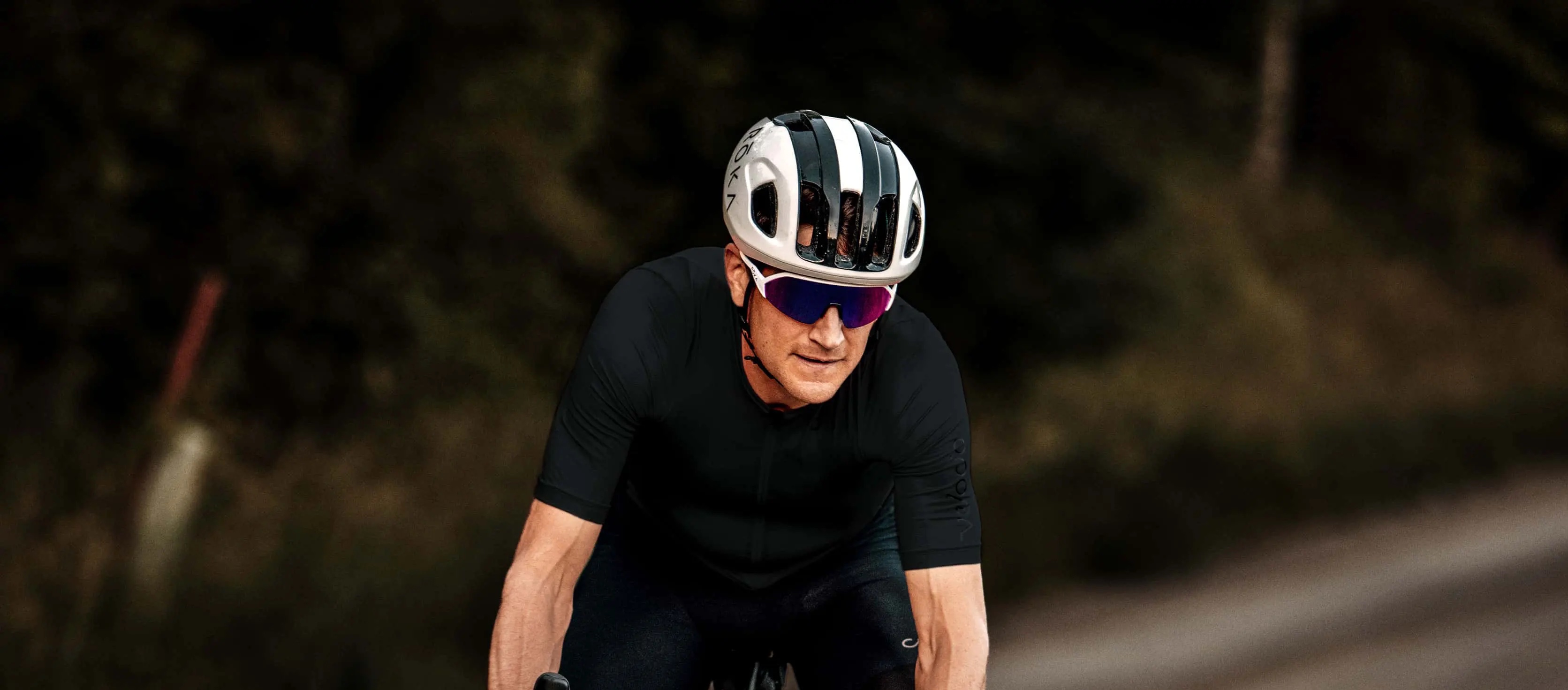 Acquire | Roka has built a feature-rich pack for athletes on the move