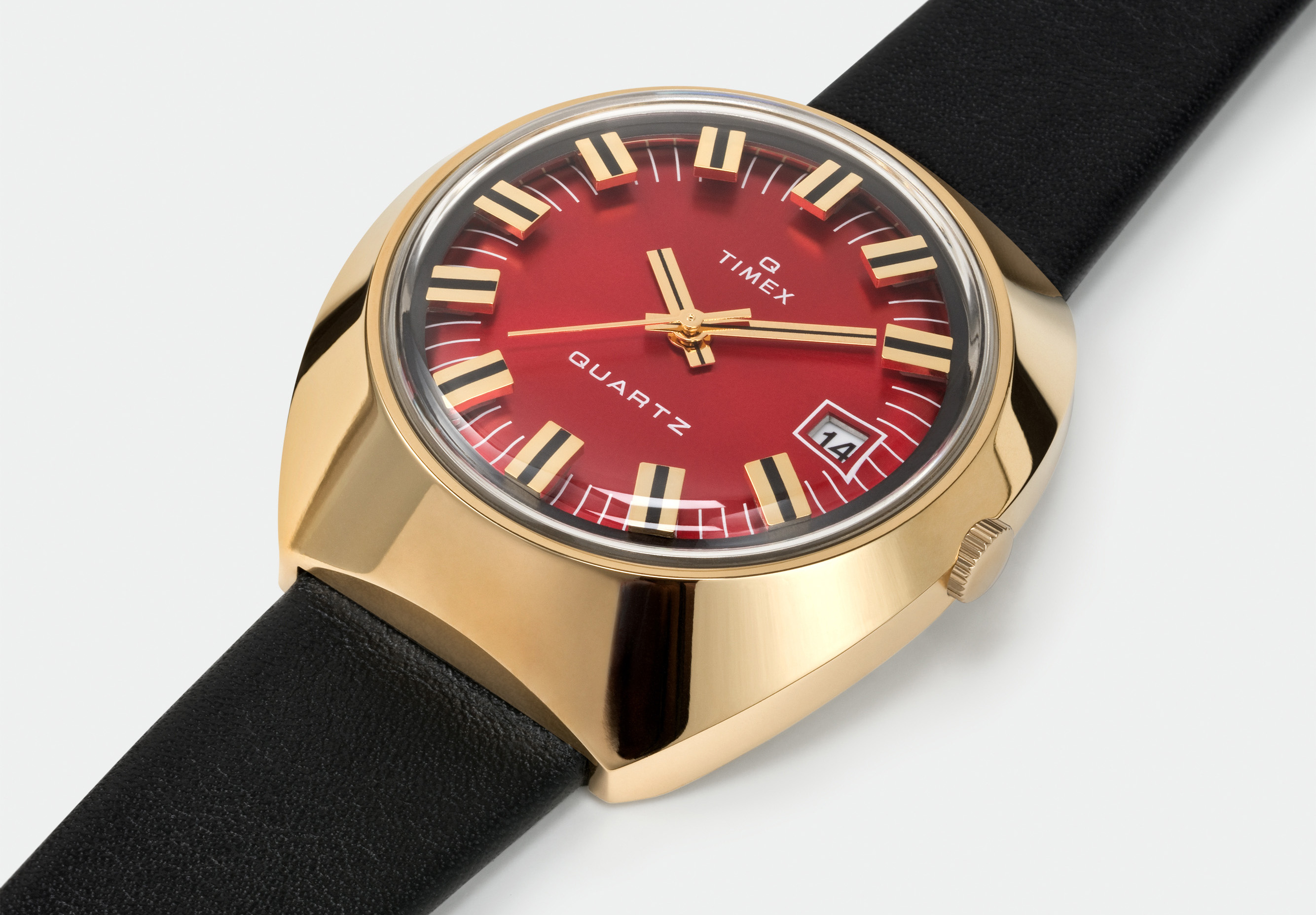 Acquire | Timex continues to explore the 70s with its Q Timex 1978 Ressiue