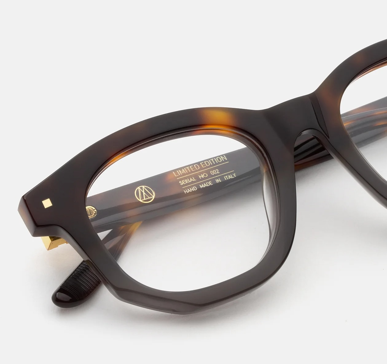 Acquire | 8000 Eyewear’s C5 collection is a tribute to the architecture ...