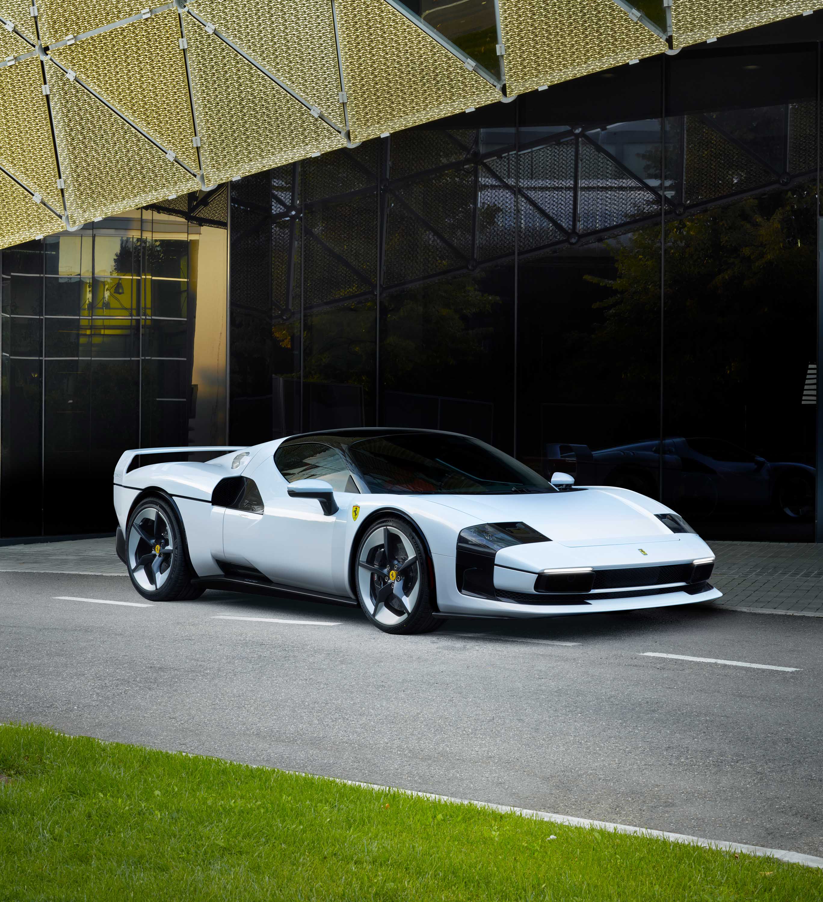 Acquire | Ferrari pays tribute to the F40 with its latest One-Off