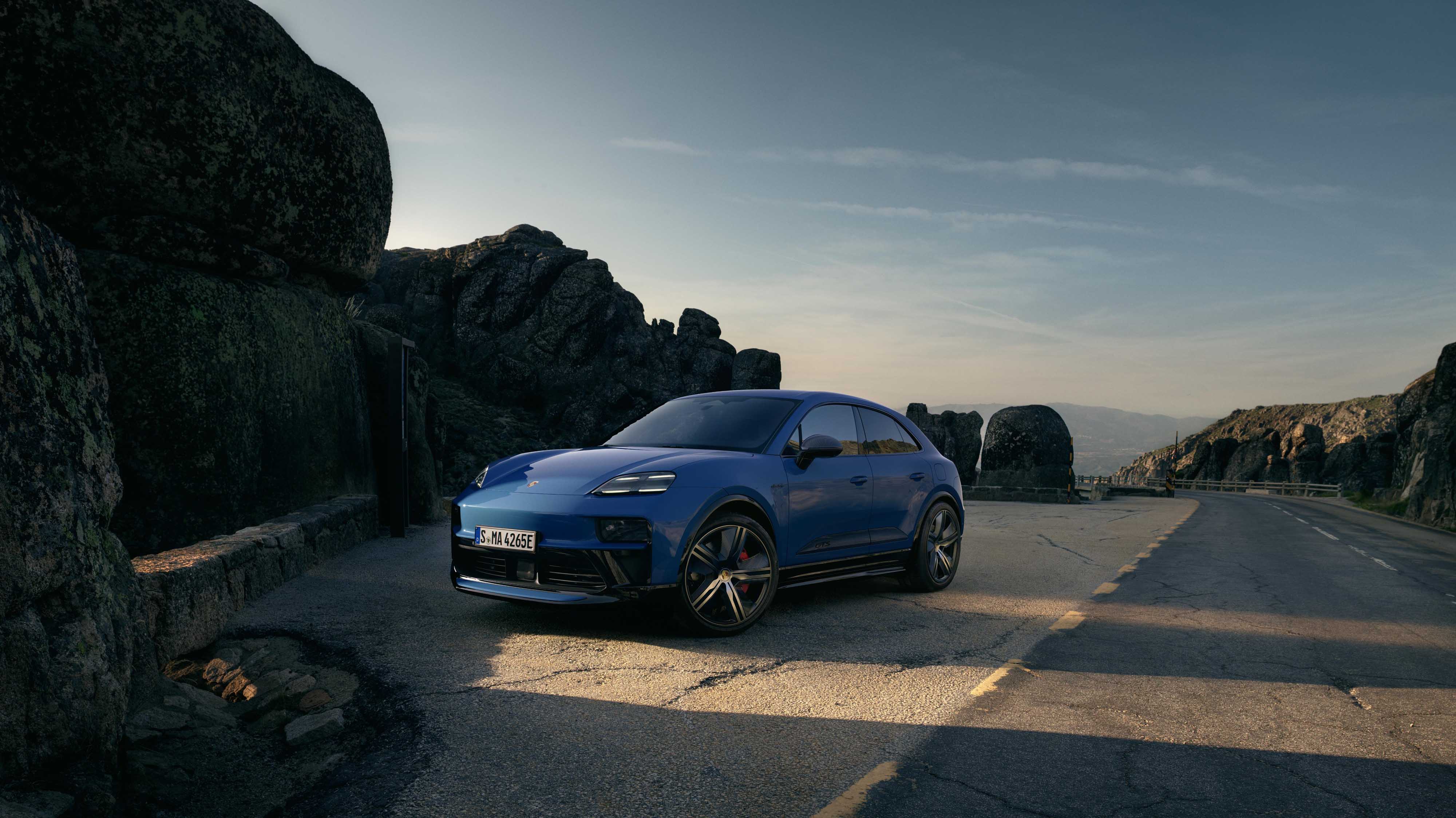Acquire | Porsche’s compact SUV gets the GTS treatment
