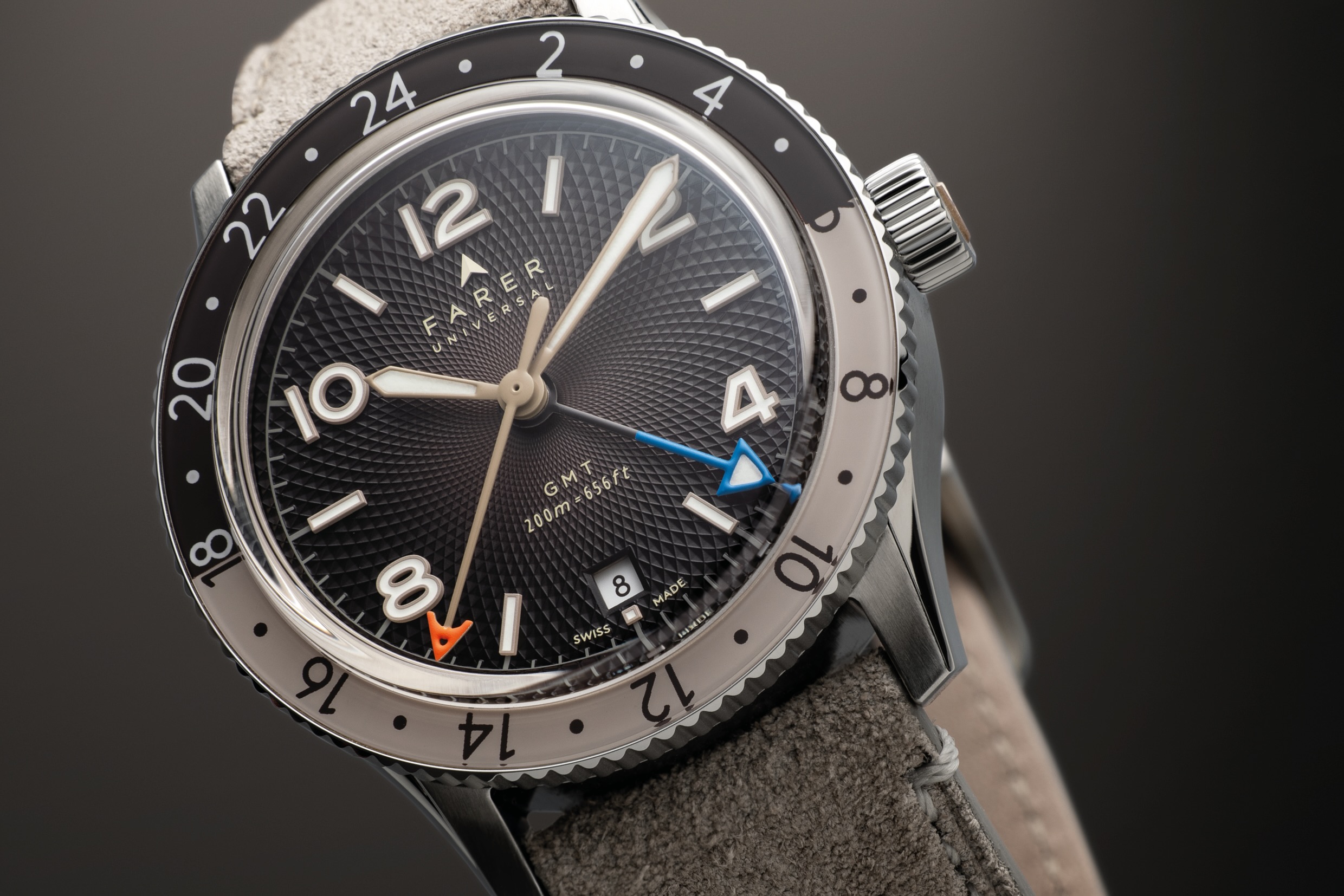 Acquire | Farer adds a new dial layout and colors to one of the best ...